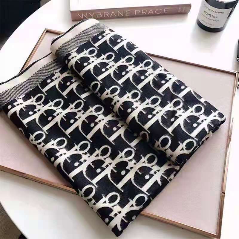 Designer Inspired Scarf D007 - Elegant Lady Ireland